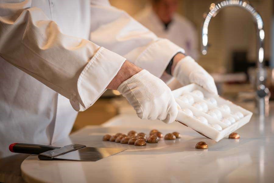 Courses and Events - Make glorious chocolates #1